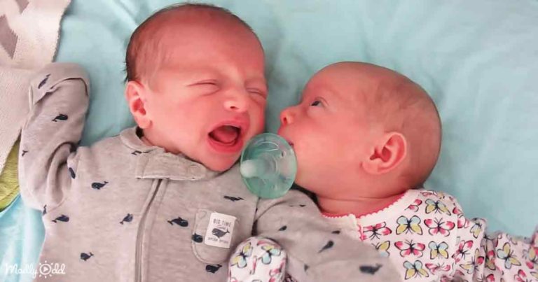 Watch these Newborn Twins Battle Over A Pacifier With Adorably Funny ...